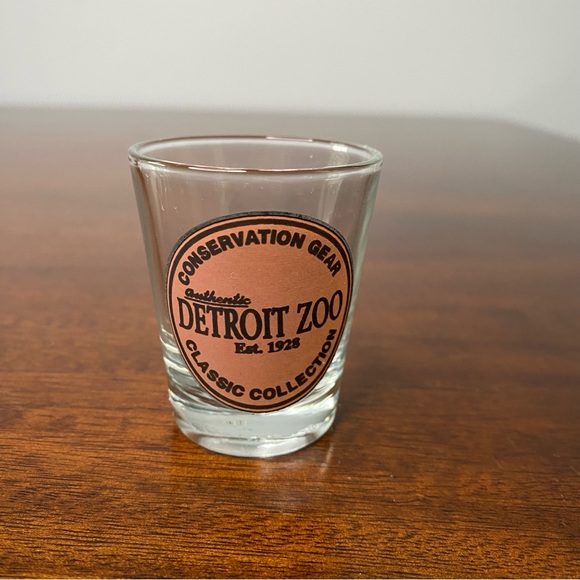 Dining | Vintage Detroit Zoo Conservation Gear Shot Glass Souvenir ...